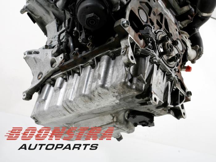 Engine Volkswagen Touran 2.0 TDI 150 - 04L100091 DFEA