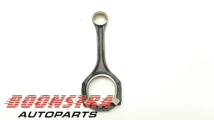 Connecting rod Mercedes C Combi 3.0 C-280 V6 24V - A2730300620 272940