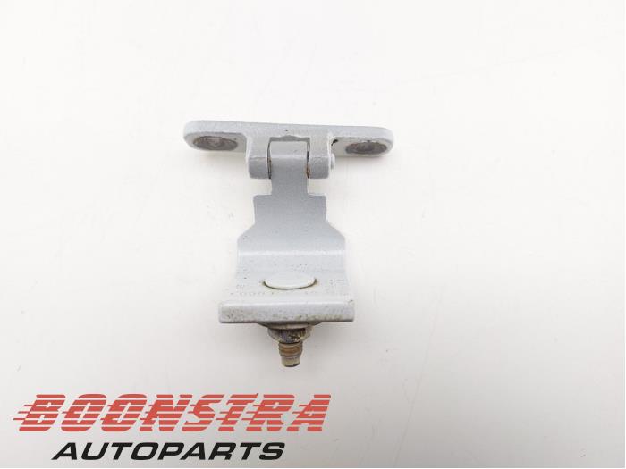 Tailgate hinge Porsche Cayenne III 3.0 V6 Turbo 24V E-Hybrid - 95882729900
