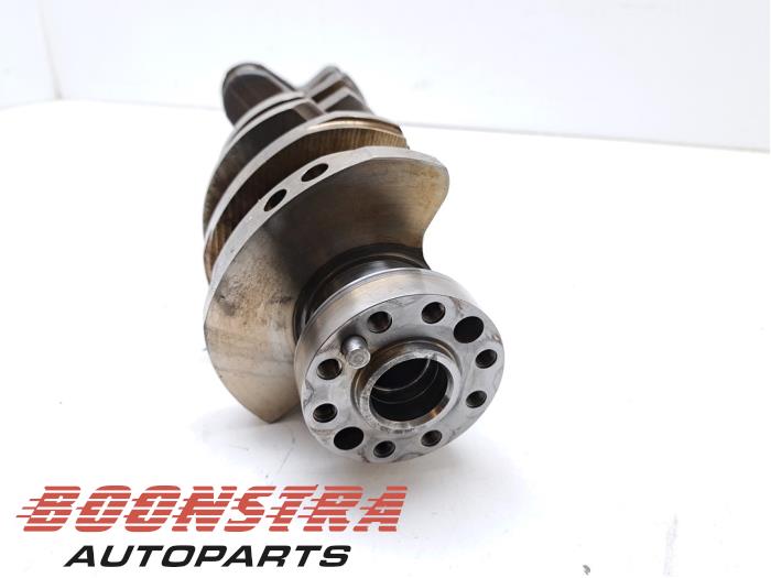 Crankshaft Mercedes C-Klasse AMG 6.2 C-63 AMG V8 32V - A1560300801 156985
