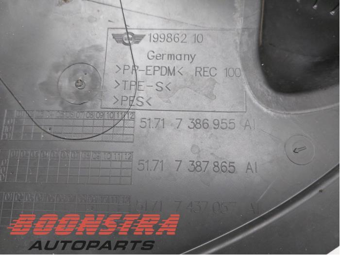 Wheel arch liner Mini Countryman 2.0 16V Cooper S - 51717386955
