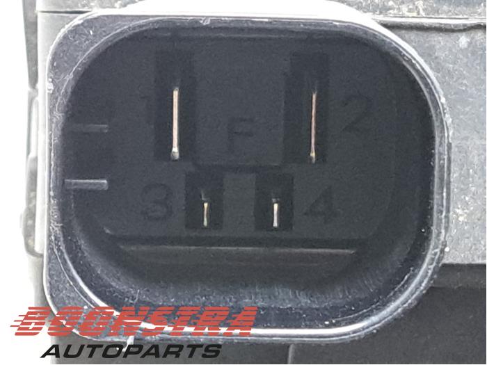 Cooling fans BMW X3 xDrive 20i 2.0 TwinPower Turbo 16V - 17118487636