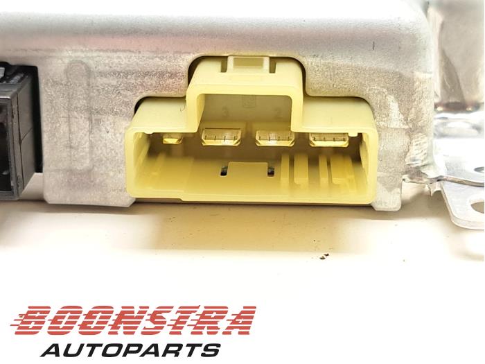 Battery control module BMW 5 serie Touring 530e xDrive 2.0 Turbo 16V ...