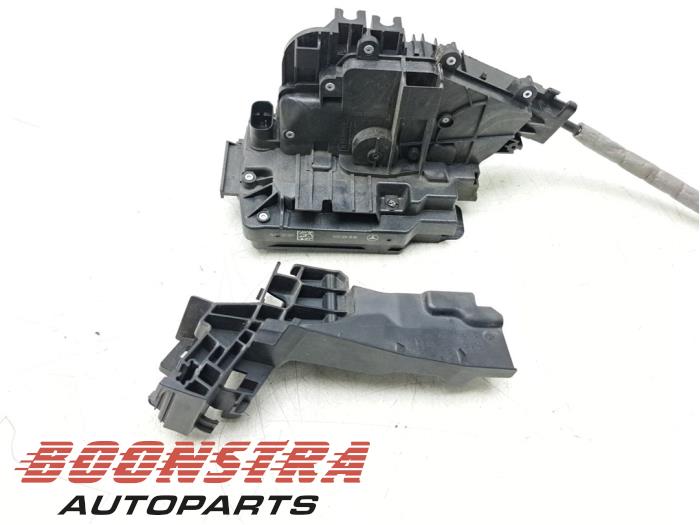Front door lock mechanism 4-door, right Mercedes GLC 2.2 250d 16V ...