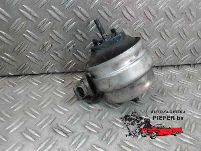 Engine mount Audi A4 Avant 2.5 TDI 24V - 8E0199379BJ BFC