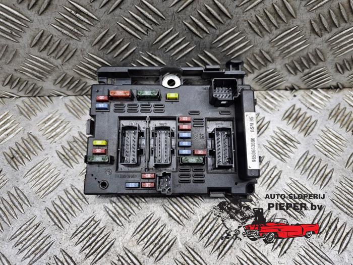 Boîte à fusibles Peugeot 307 2.0 16V - 9650663880 DELPHI