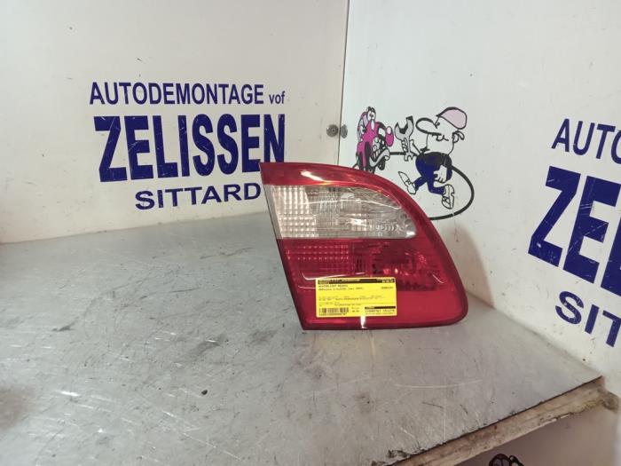 Taillight, right Mercedes E Combi 3.2 E-320 CDI 24V - 379541 SCHEFENACKER