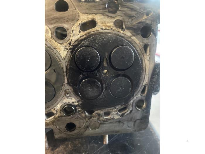 Cylinder head BMW X3 3.0d 24V - 77885649 M57ND30