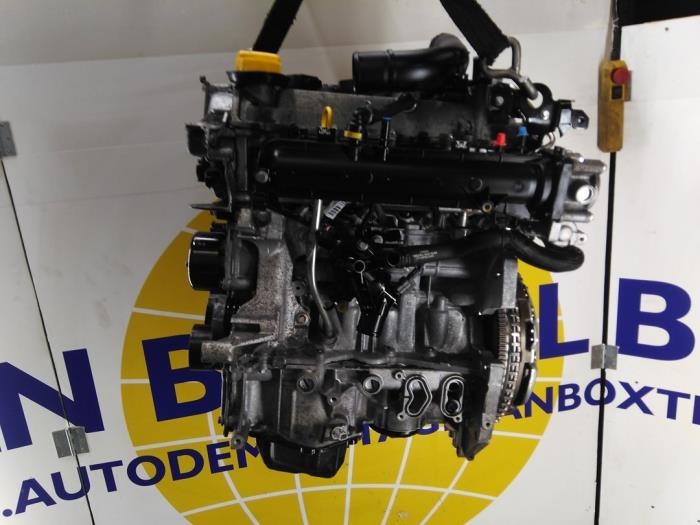 Engine Dacia Duster 1.2 TCE 16V 4x4 - H5FF4