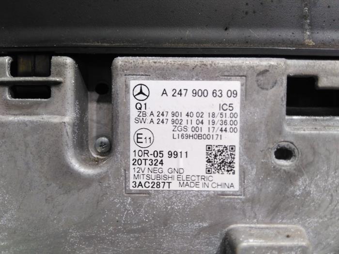Navigation display Mercedes A-Klasse - A2479006309