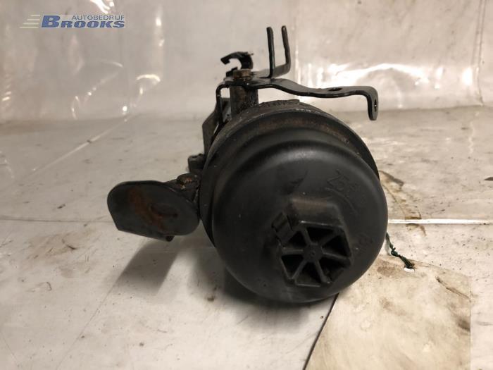 Boîtier filtre à huile Citroen C3 Picasso 1.6 16V VTI 120 - 1103R3 5FW