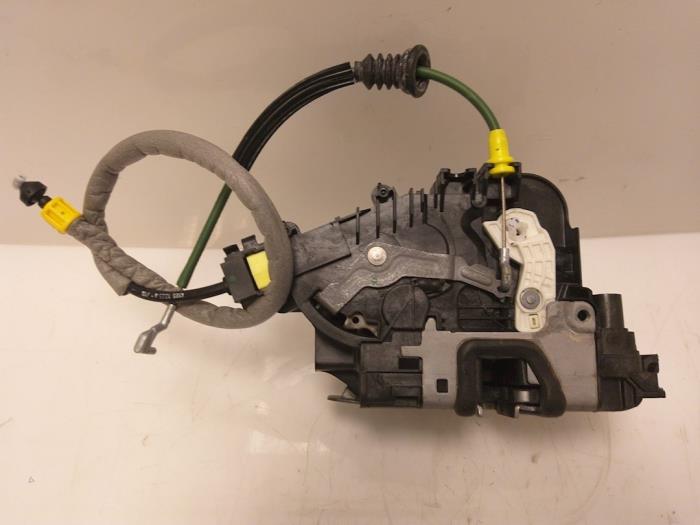 Front door lock mechanism 4-door, right Mercedes C Estate C-450 AMG ...