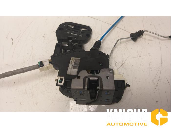 Front door lock mechanism 4-door, right Mercedes A-Klasse - A1667200435