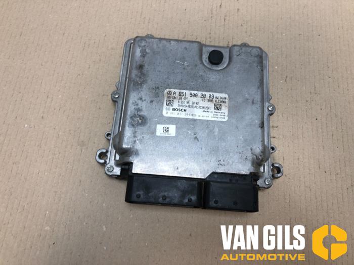 Engine management computer Mercedes Vito - A6519002803 BOSCH