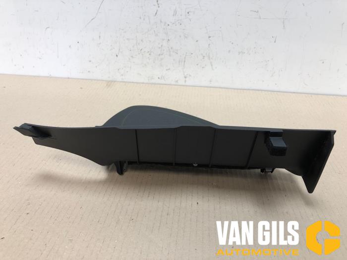 Dashboard part Mercedes E E-63 AMG S 4.0 V8 Turbo 4-Matic+ - A2136800307