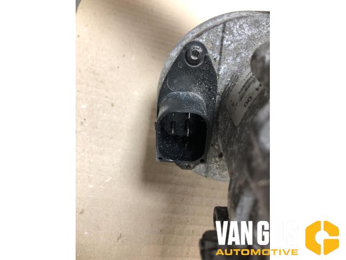 Additional water pump Mercedes GLC 2.0 300 16V EQ Boost 4-Matic ...