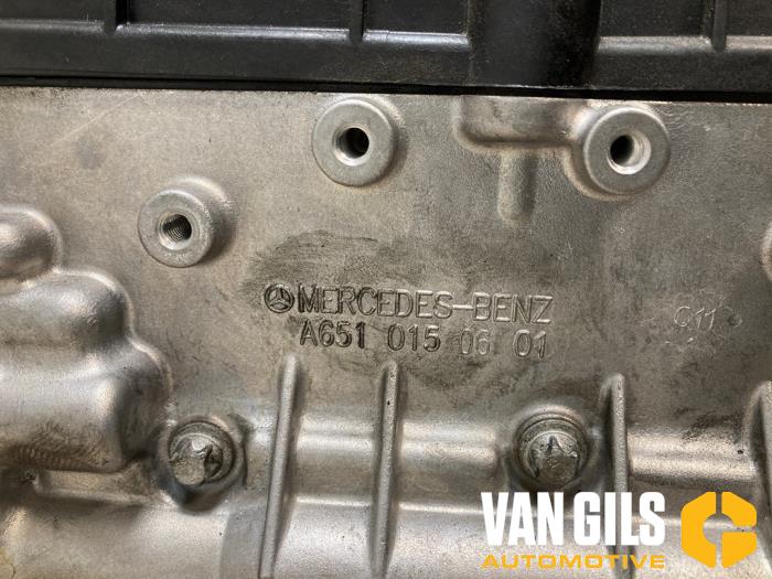 Cylinder head Mercedes B 2.2 B-220 CDI BlueEFFICIENCY,d 16V ...