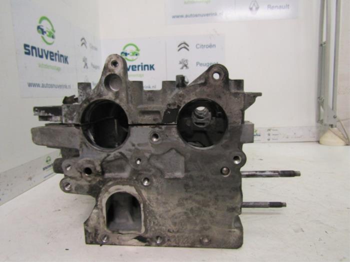 Cylinder head Citroen Jumpy 2.0 HDI 120 16V - PSAV45 RHK