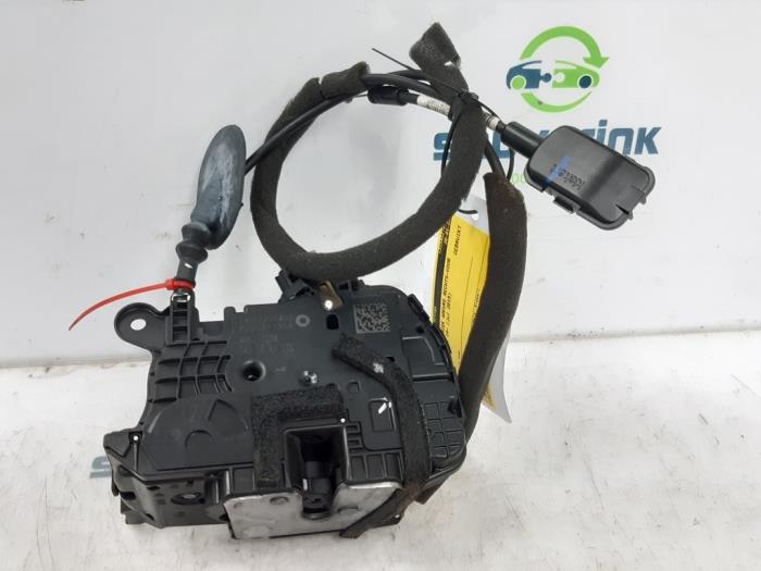 Front door lock mechanism 4-door, right Smart Forfour 1.0 12V - A4537201400