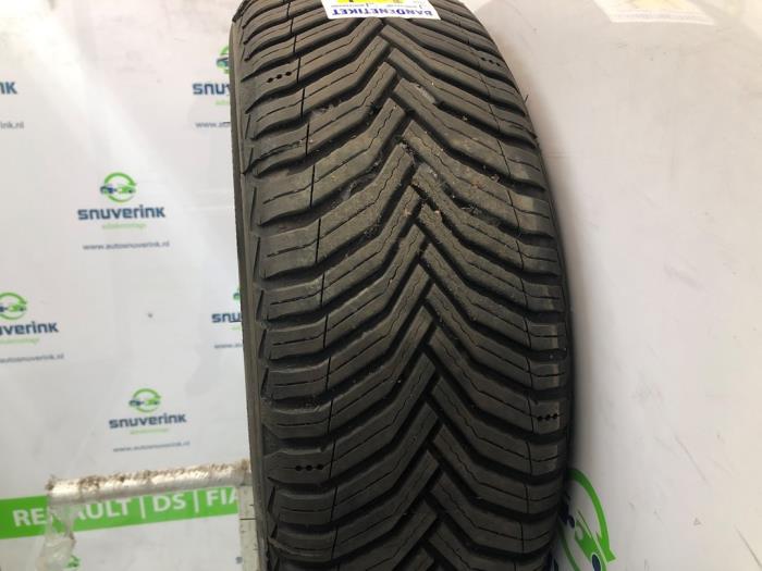 Tyre with tyre size 205/50/17 - ZOMER MICHELIN