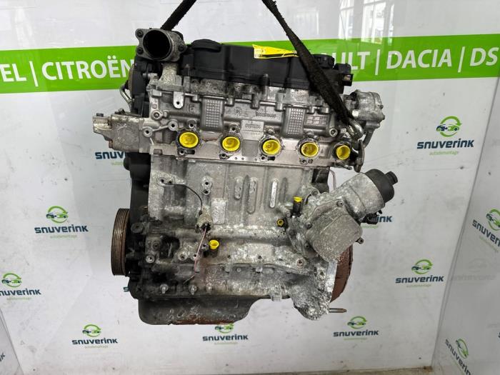 Engine Peugeot 308 1.6 HDiF 16V - 0135QE 9HZ
