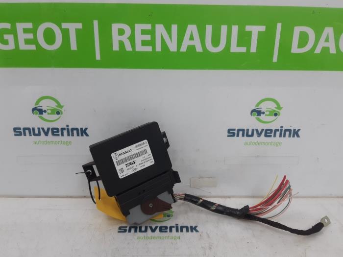 Modules frein à main avec numéro d'article 285F27077R stock