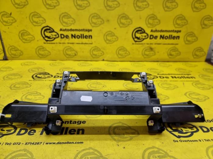 Dashboard part Mercedes Sprinter 3,5t 319 CDI 3.0 V6 24V RWD - A9108270600