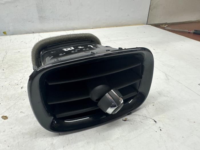 Dashboard vent Mini Countryman 1.5 TwinPower Turbo 12V Cooper SE ALL4 ...