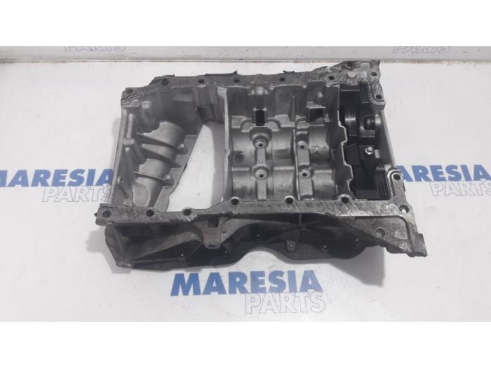 Renault Master Couvercles carter stock | ProxyParts.fr