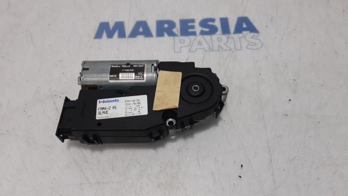 Sunroof motor Renault Espace 2.0 dCi 16V 175 FAP - 1710626B WEBASTO