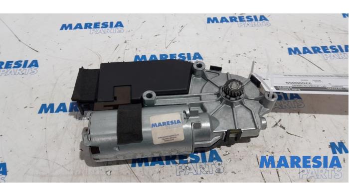 Sunroof motor Renault Espace 2.0 dCi 16V 175 FAP - 1710626B WEBASTO