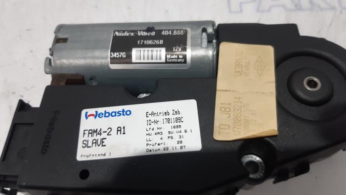 Sunroof motor Renault Espace 2.0 dCi 16V 175 FAP - 1710626B WEBASTO