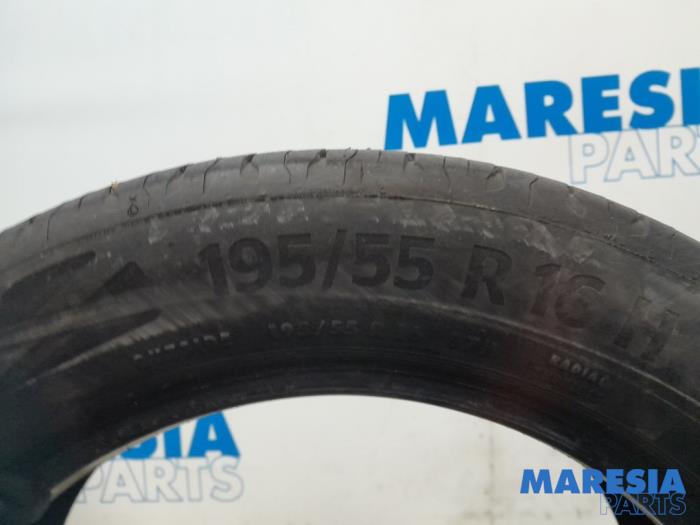 Tyre with tyre size 195/55/16 - 1955516 CONTINENTAL