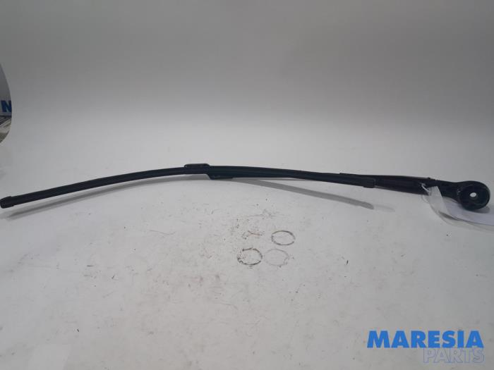Front wiper arm Citroen C4 Picasso 1.6 16V THP 155 - 1635455180 CITROËN