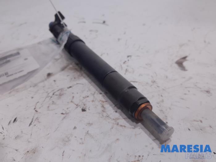 Injecteur (diesel) Peugeot 508 2.0 Hybrid4 16V - 9686191080 RH02 DELPHI