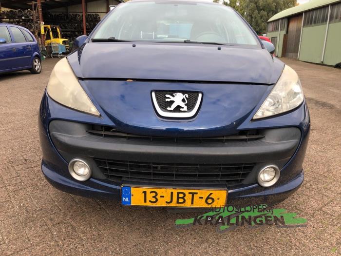 Pare-chocs avant Peugeot 207/207+ 1.4 16V VTi KPLD