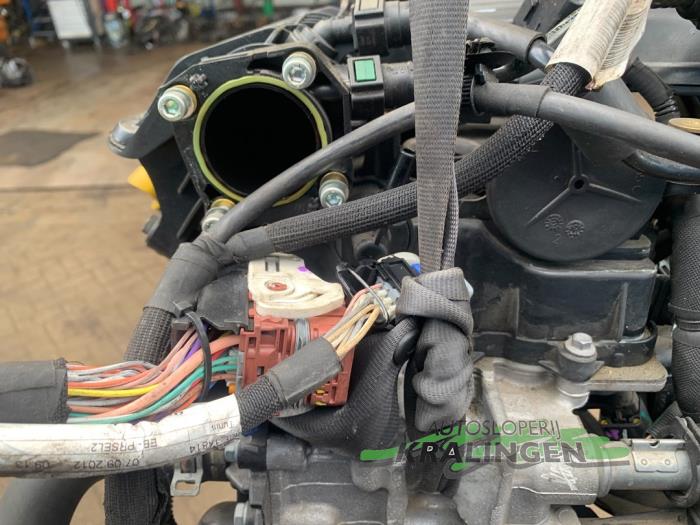 Moteur Peugeot 208 I 1.2 Vti 12V PureTech 82 - PSAHM01 HM01