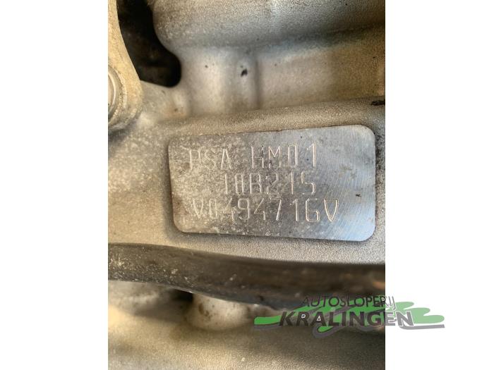 Moteur Peugeot 208 I 1.2 Vti 12V PureTech 82 - PSAHM01 HM01