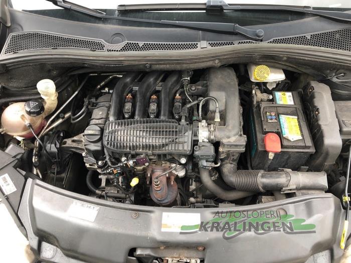 Moteur Peugeot 208 I 1.2 Vti 12V PureTech 82 - PSAHM01 HM01