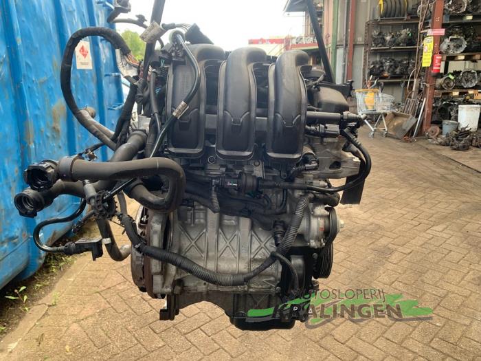 Moteur Peugeot 208 I 1.2 Vti 12V PureTech 82 - PSAHM01 HM01