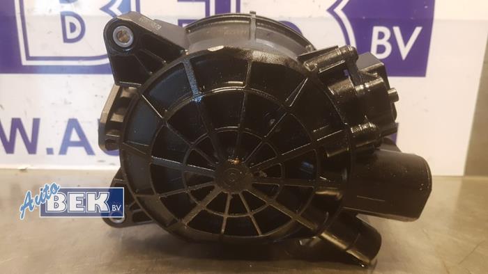 Fuel filter housing Mercedes E E-220d 2.0 Turbo 16V - A6540900252 ...