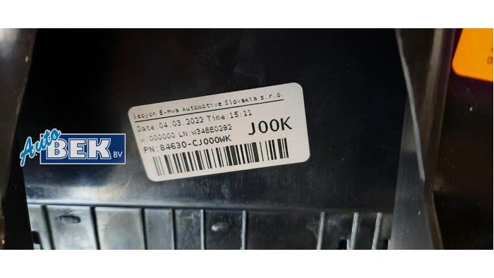 12 volt connection Kia Sportage 1.6 T-GDi Hybrid 16V - 84619R2300