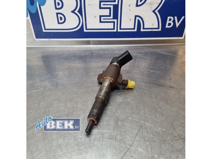 Injecteurs (diesel) avec numéro d'article 9802448680 stock