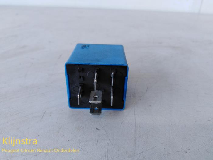 Relay Peugeot 406 1 6 SL 9753498780 Fa Klijnstra Zn VOF relay-peugeot-406-1-6-sl-9753498780-fa-klijnstra-zn-vof