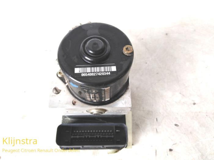 ABS pump Renault Laguna II 2.0 16V - 7701208531 F4R67 ATE