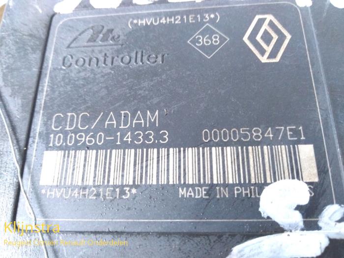 ABS pump Renault Laguna II 2.0 16V - 7701208531 F4R67 ATE