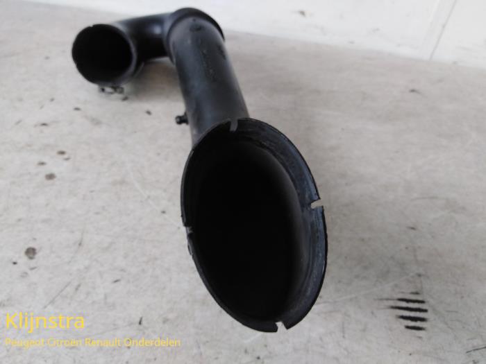 Air Intake Hose Peugeot 306 1 9 SLd SRd STd Kat 9615717080 Air Intake Hose Peugeot 306 1 9 SLd SRd STd Kat 9615717080