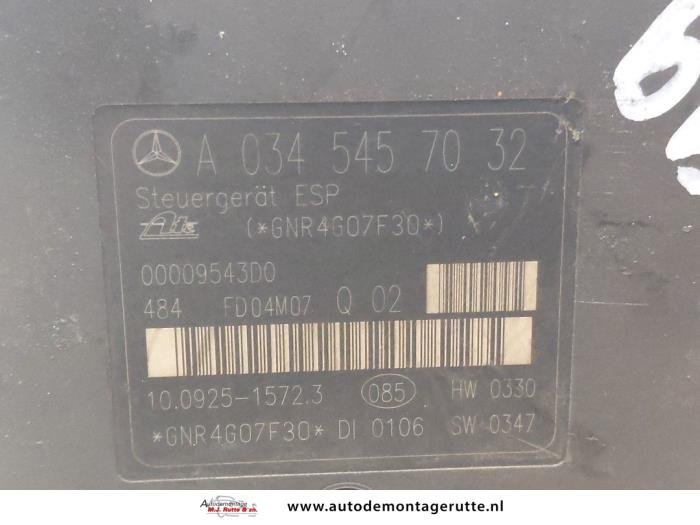 ABS pump Mercedes C Combi 1.8 C-180K 16V - A0345457032 271946 ATE