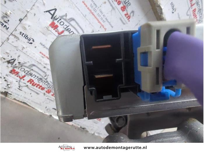 Direction assistée électrique Kia Rio III 1.2 CVVT 16V - 563001W100 MANDO