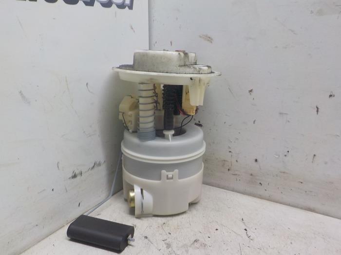 Pompe carburant électrique Renault Twingo 1.2 - 8200058354 D7FF7 MARWAL